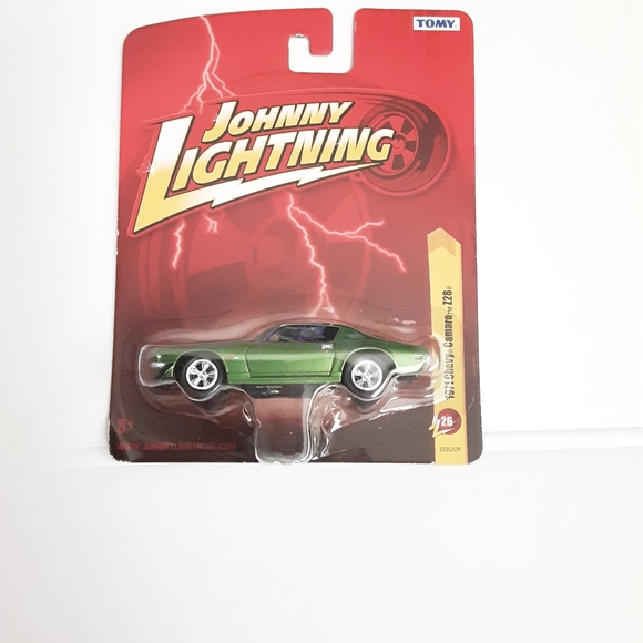 Johnny Lightning | Toys | Johnny Lightning 971 Chevy Camaro Z28 New ...